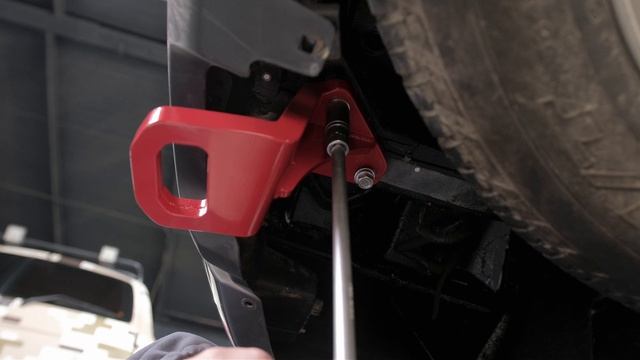 Установка  буксировочного крюка заднего BMS для Ниссан Патрол Y62 усиленного