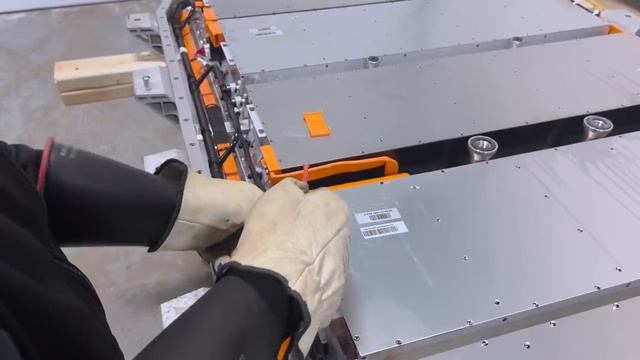 Skywell EV Battery Pack Teardown – What’s Inside？