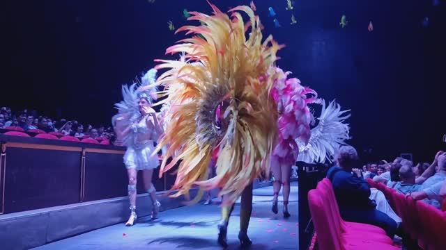 Шоу в Romance park Китай, Хайнань