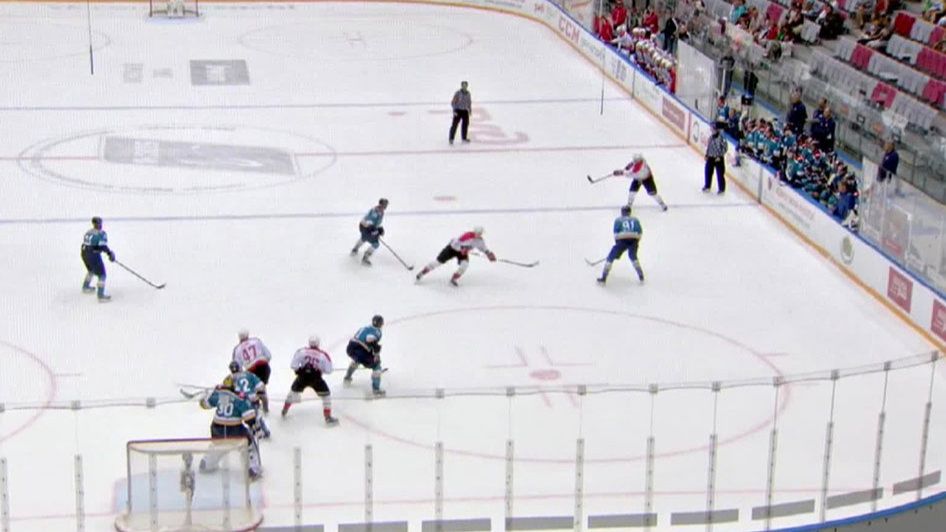 ХК "Сочи" уступил "Ак Барсу" в последнем домашнем матче сезона