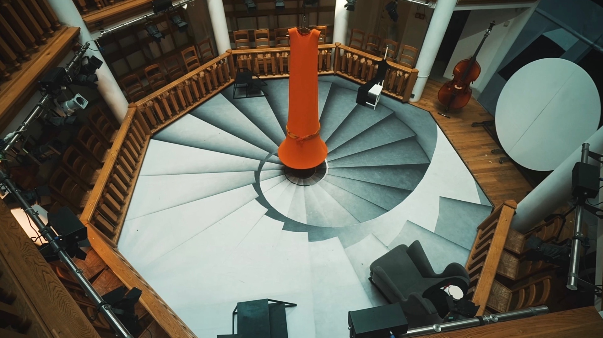 ШКОЛА ДРАМАТИЧЕСКОГО ИСКУССТВА