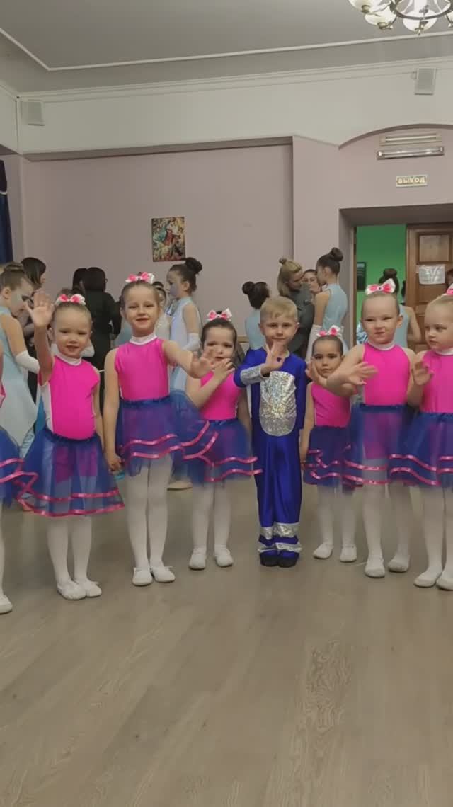 Первое выступление "Карамельки"