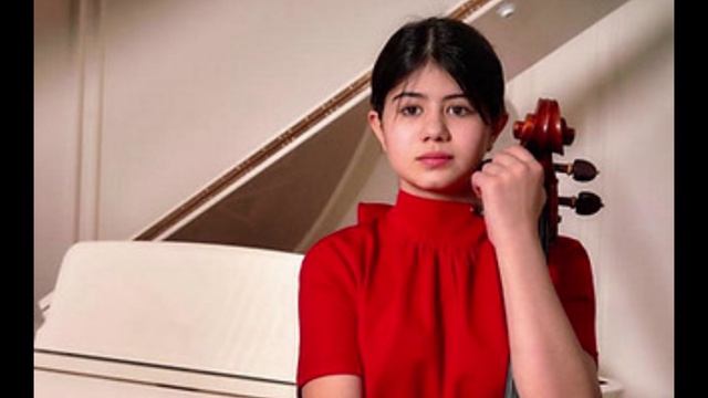 Marie Hakobyan (Cello)