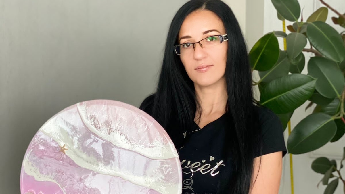 Рельефное море эпоксидной смолой