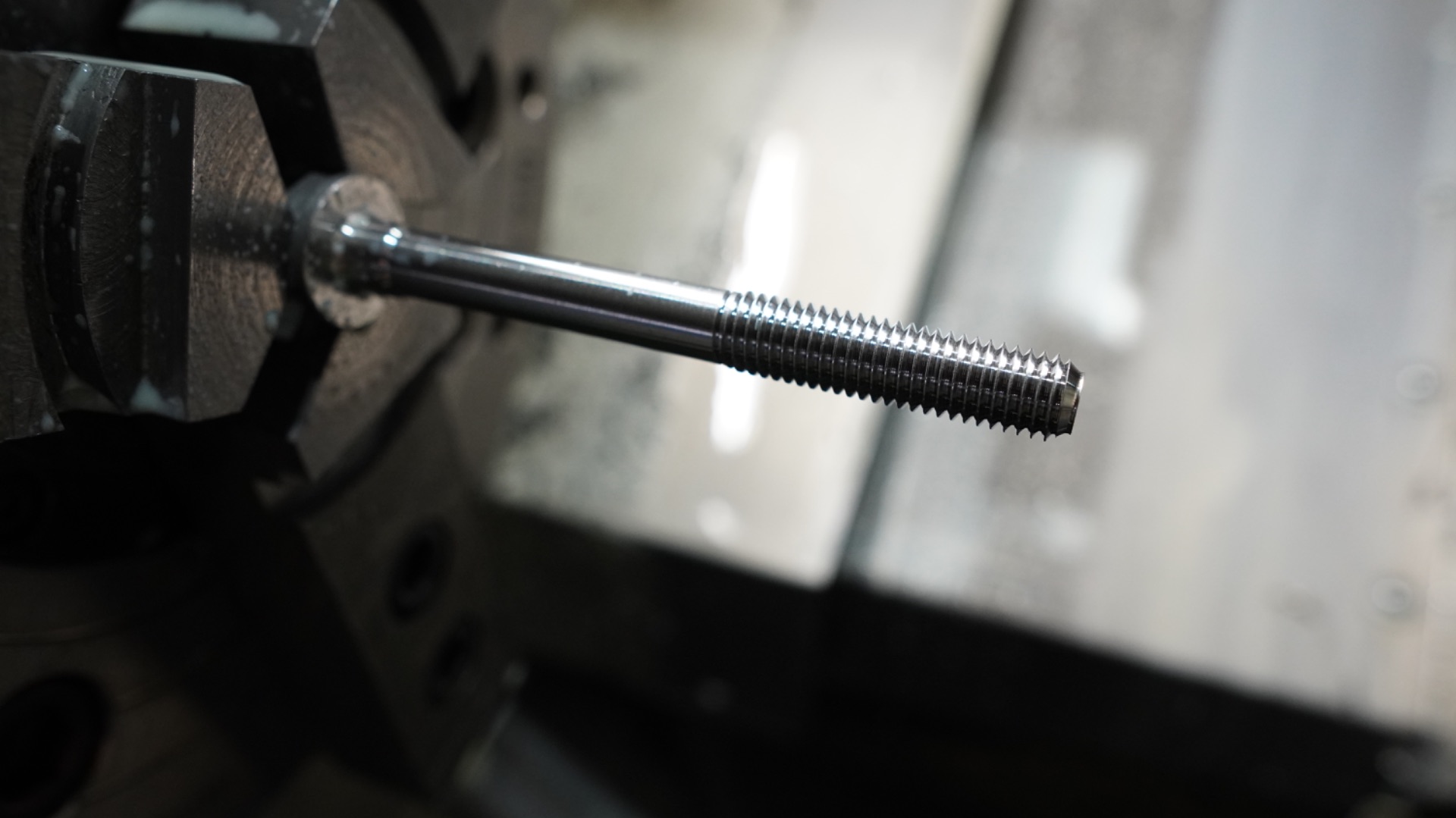 Болты с изюминкой. Чистовая после термички.