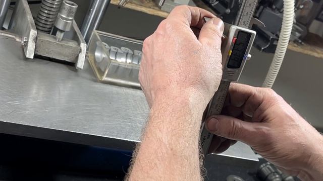 Ремонт ГБЦ двигат. 409 Е-2 5-ти опорная устраняем неисправности, ремонт постелей.