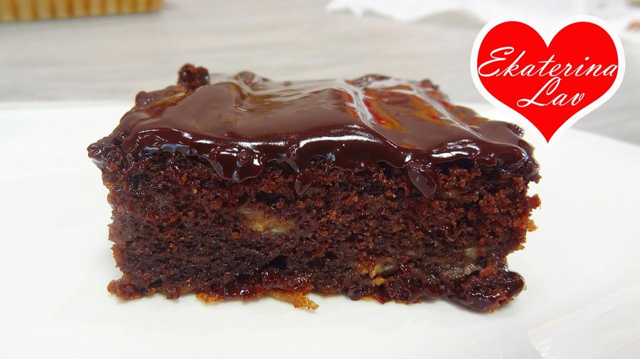 ВКУСНЕЙШИЙ БРАУНИ С БАНАНОМ! Простой, быстрый, сочный и нежный шоколадный пирог! Brownie with banana