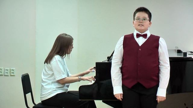 Егор Запевалин — Георгий Струве «Стелется по бережку» (Концерт ко Дню Победы, Тюмень)