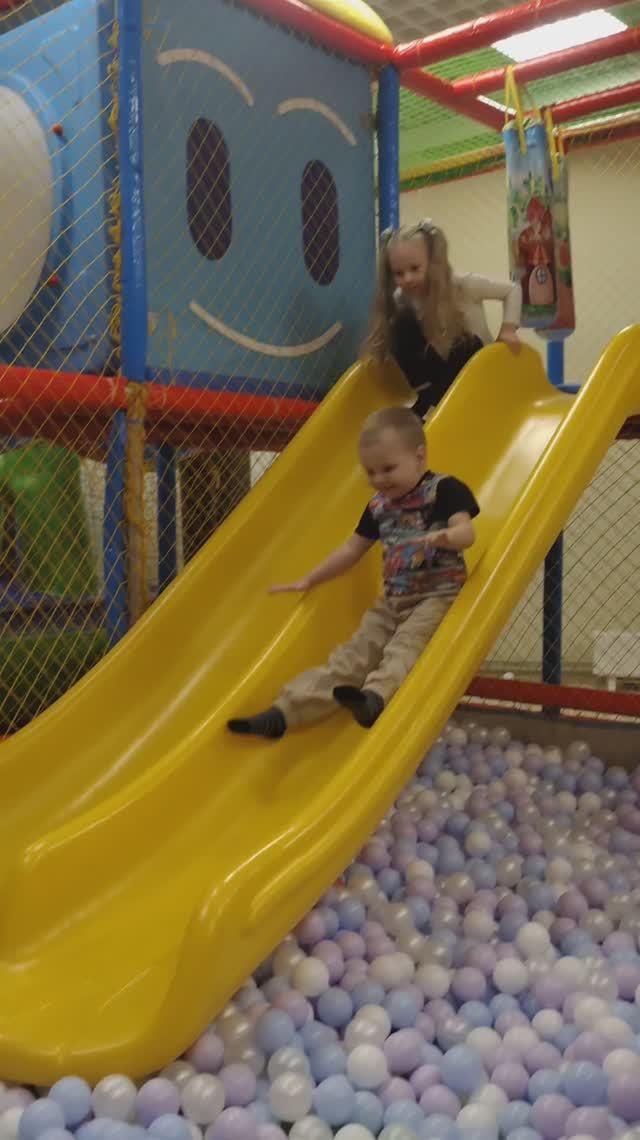 Детский день рождения. Диме 3 года