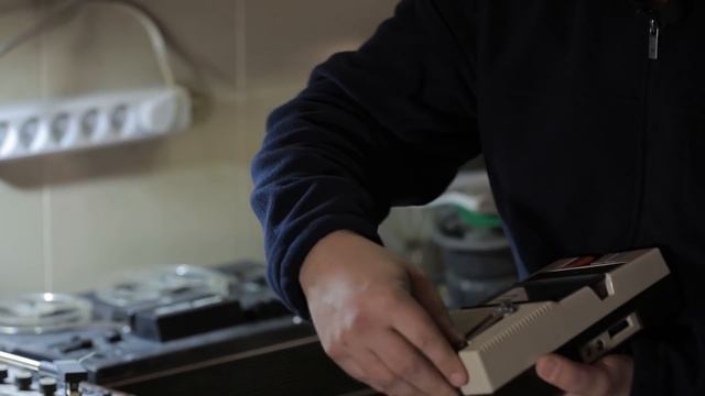 Хочешь музыку? Крути ручку. Аудиотехника прошлого.