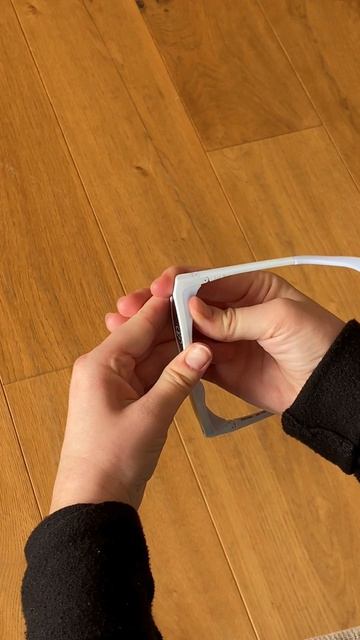 Прочные и комфортные детские очки от солнца