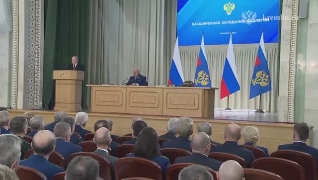 Президент: Серьёзное внимание уделять проблемам, с которыми к вам обращаются участники СВО, 19.03.26