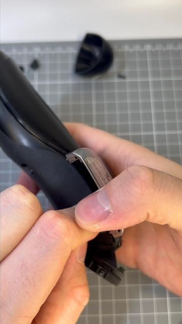 Panasonic ER1611 - разбор и замена батареек