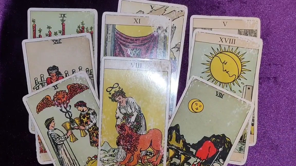 ЕГО ЧУВСТВА К ВАМ СЕГОДНЯ❓ ТАРО ГАДАНИЕ