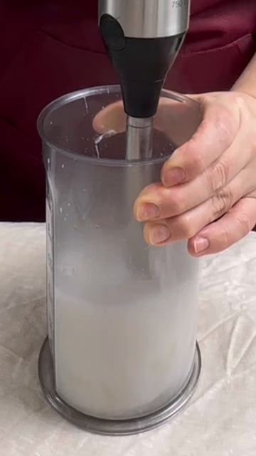 Кокосовое молоко за 2 минуты: рецепт без химии