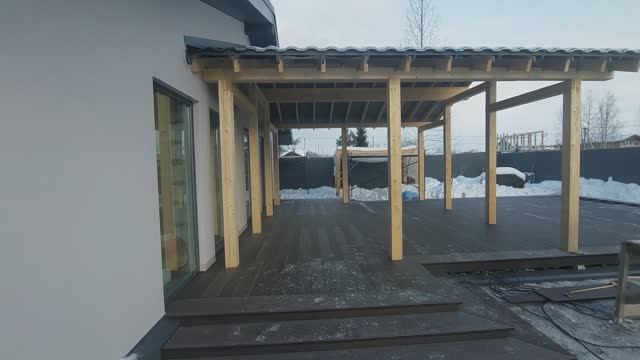 Монтаж террасы из ДПК по металлическому каркасу