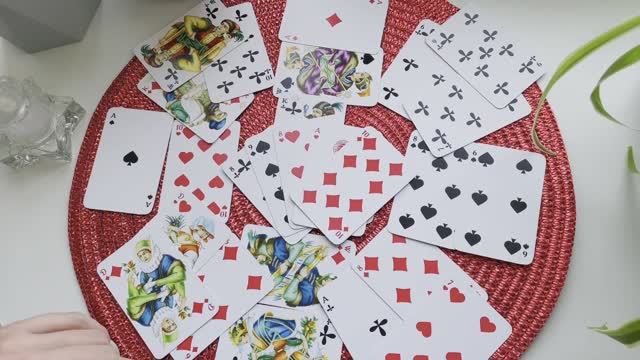 Крестовый король. Гадание на игральных  картах