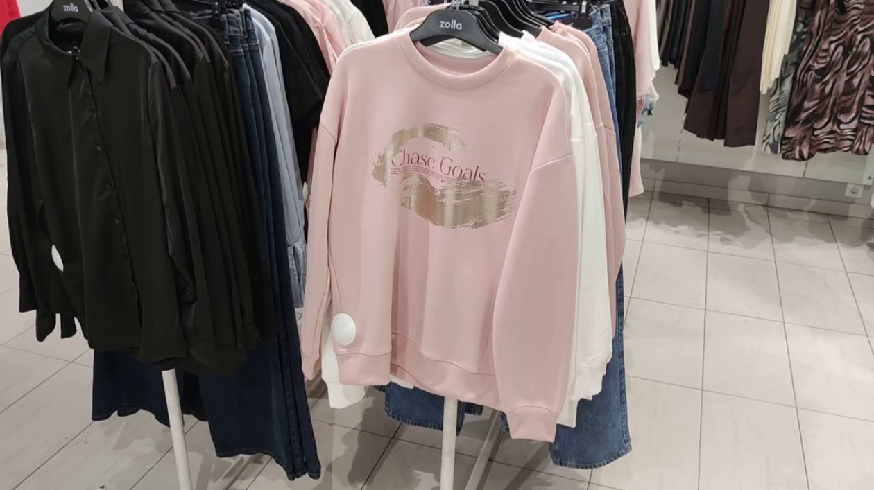 Подборка для образов от юбки до толстовки Zolla (Золла) #женскаяодежда