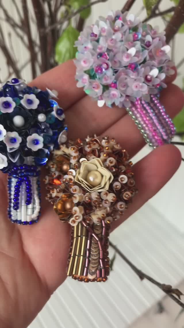 Вышила новые брошки Букеты