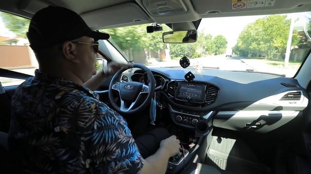 Первые 10 000 км, на Lada Westa SW Cross сделанной в Украине.