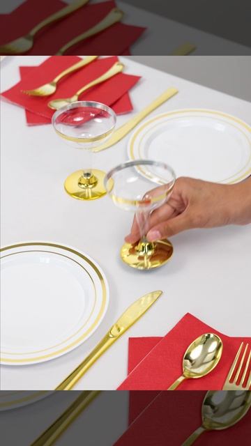 Бокалы для вина и шампанского мартини и коктейлей