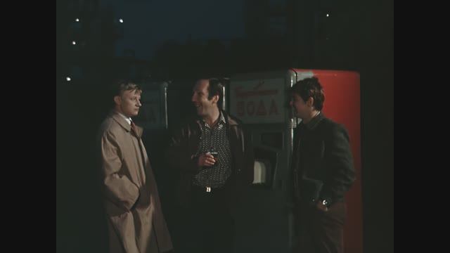 Хочешь выпить? Брось свои деньги! Фрагменты из фильма "Большая перемена". 1972 г.