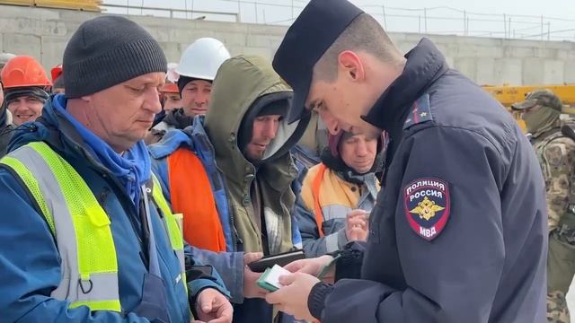 Полицейские Севастополя провели мероприятие, направленное на выявление нарушений в сфере миграции