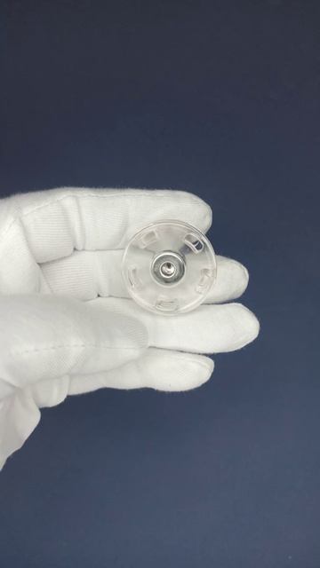 Кнопка пластик прозрачная р-р 48, Артикул 05150