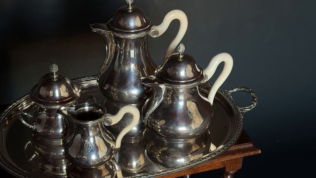 Посеребрённый чайно-кофейный сервиз на подносе Wiskemann (Европа, 1-я половина XX века)