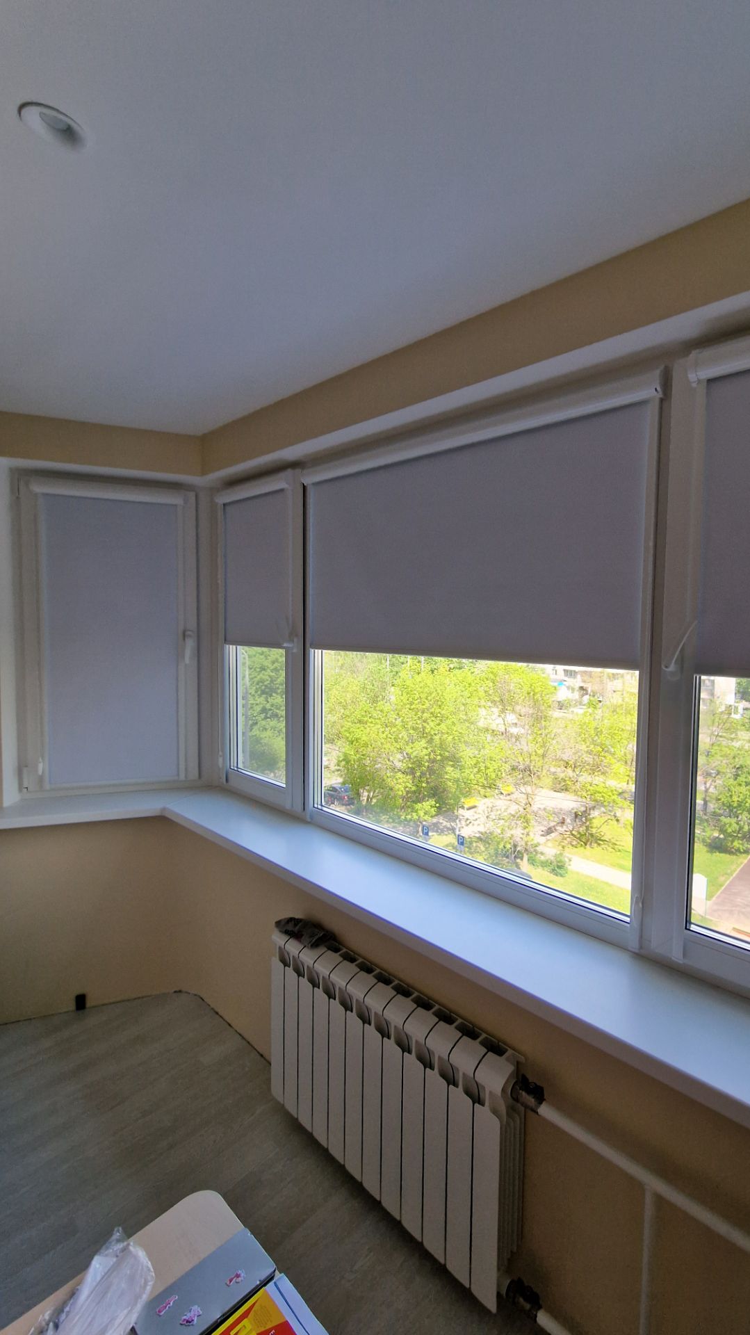 Ткань Респект блэкаут. Белый. Кассетные рулонные шторы с направляющими