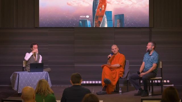 «Ом намо всё само»