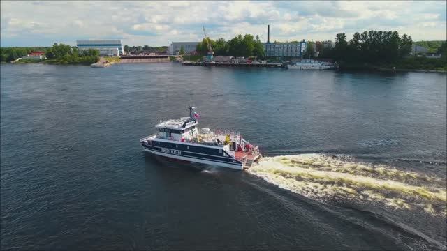 "Пионер-М" - Научное судно СевГУ