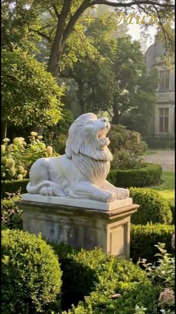 Лев, который держит пространство