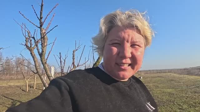 Губарева- ПРИГОТОВИЛА НАСТОЯЩИЙ ДЕРЕВЕНСКИЙ БОРЩ НА ОБЕД ..