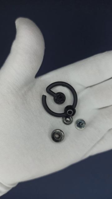 Кнопка декоративная черная (завиток), Артикул 03864