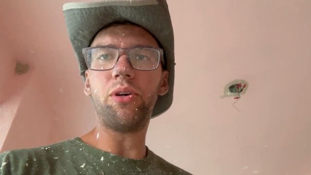 Флиппинг дома с нуля в США- первая покраска дома снаружи _ День 27(Mykhailo Yashchenko)