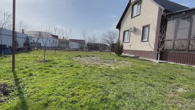 Будни домохозяйки/ Готовка еды / Спорт / Животные / Сорняки