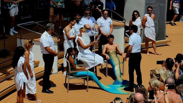 день Нептуна на экваторе