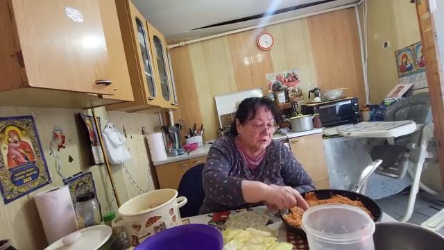 Всё просто. - Некогда и в горы глянуть