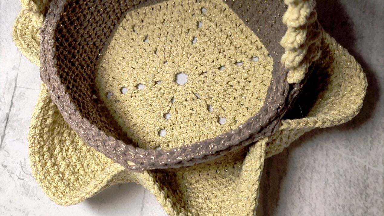 Часть8Связали в центре по высоте основание