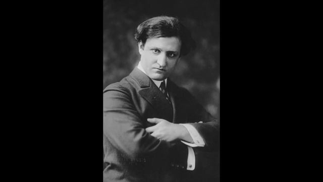 Динь Гилли - баритон