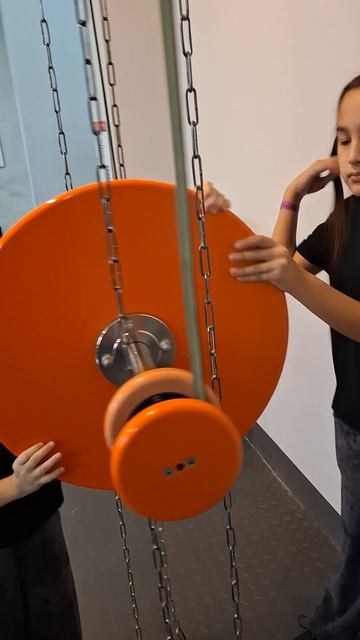 Маятник Максвела❤️🔥Научный эксперимент в Музее Эксперементариум #физика #математика #химия #наука