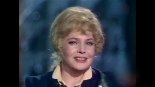 "Надежды маленький оркестрик..." (Татьяна Доронина)