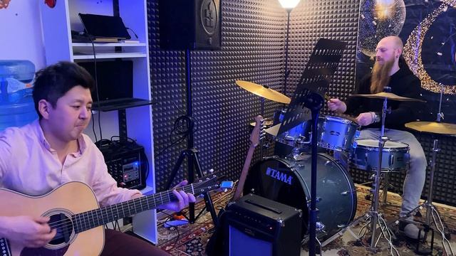 Барабаны и гитара