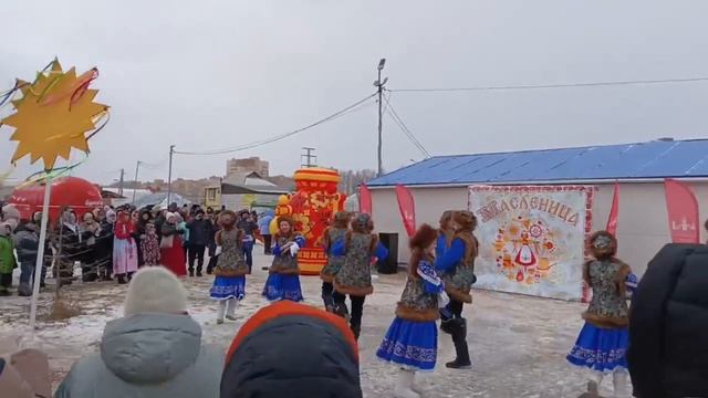 Танцевальный коллектив „Традиция“ на Масленице
