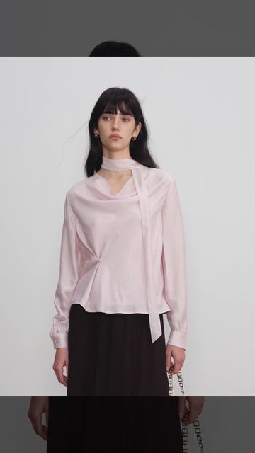 Блузка с шарфиком пудрово-розовая