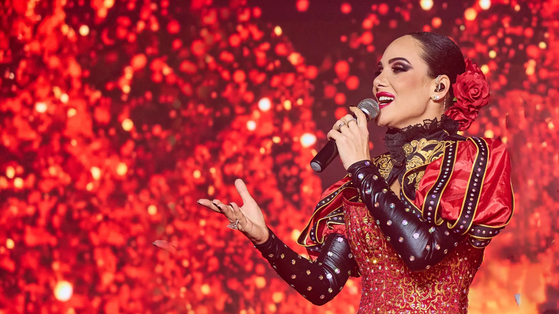 Toni Braxton – Spanish Guitar. Живое исполнение. Испанское шоу | Fantasy Show