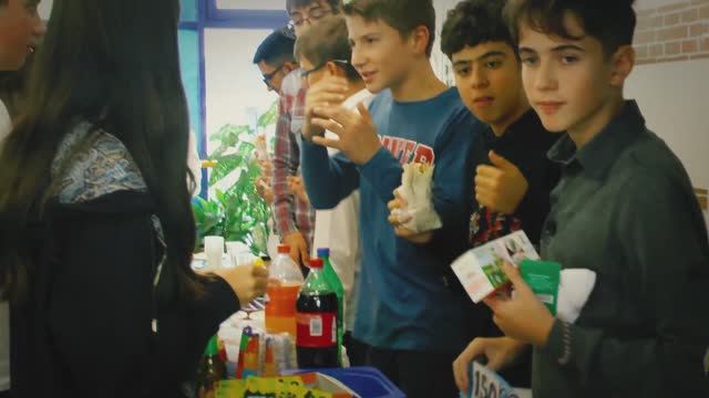 Благотворительная ярмарка в школе 1311! (2019)