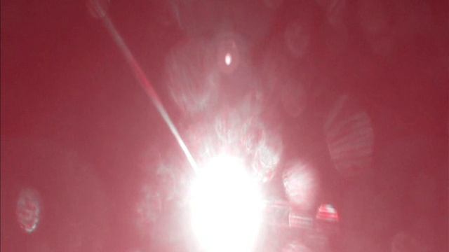 Жди!.. От счастья катится слеза...