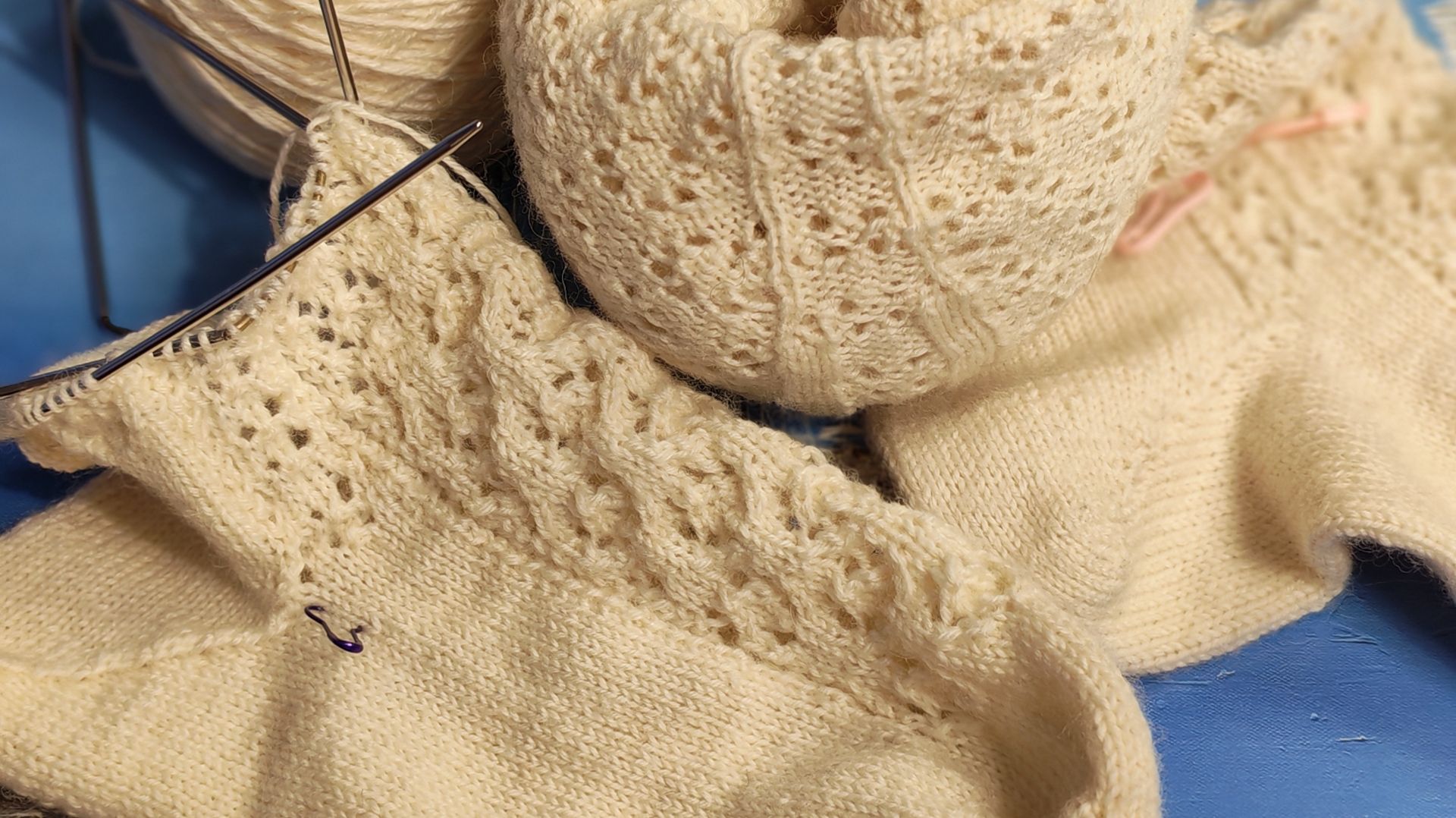 ВЯЖЕМ ЧУЛКИ_Встреча 5. Кого хотела обмануть_Продвинулись до манжеты